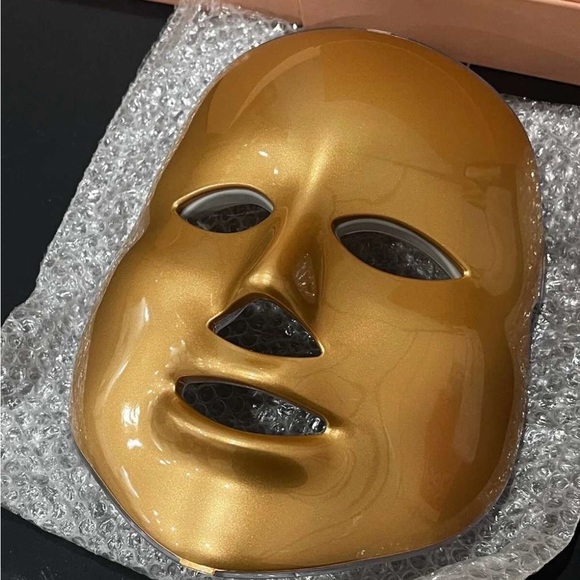 Skincare | Mz Skin Lighttherapy Golden Facial Treatment Device New ...